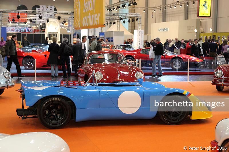 Porsche Display Benoit Couturier / barchetta / MediaCenter.PLUS